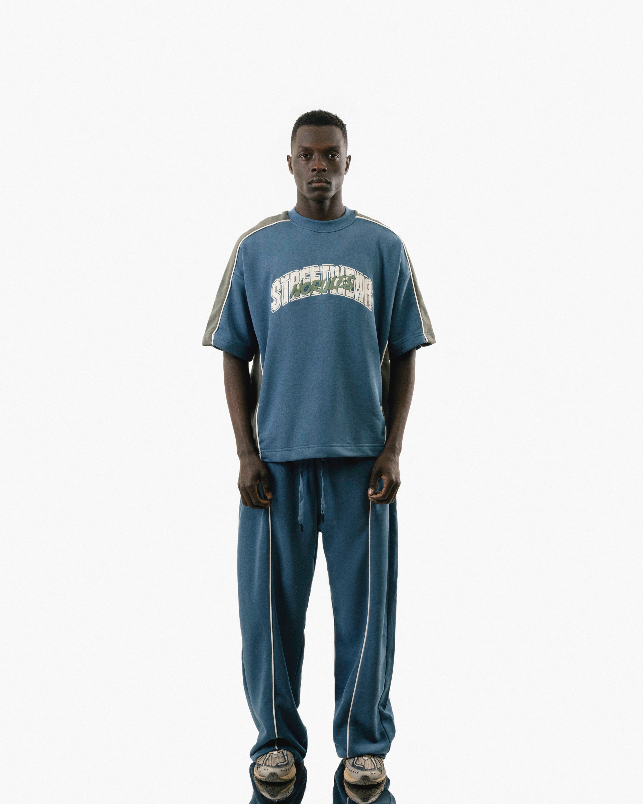 Streets Roam Box Fit T-Shirt – streetwear
